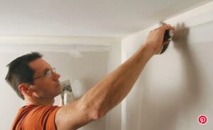 How To Drywall Corners: Inside and Outside Corners - Evolving Home